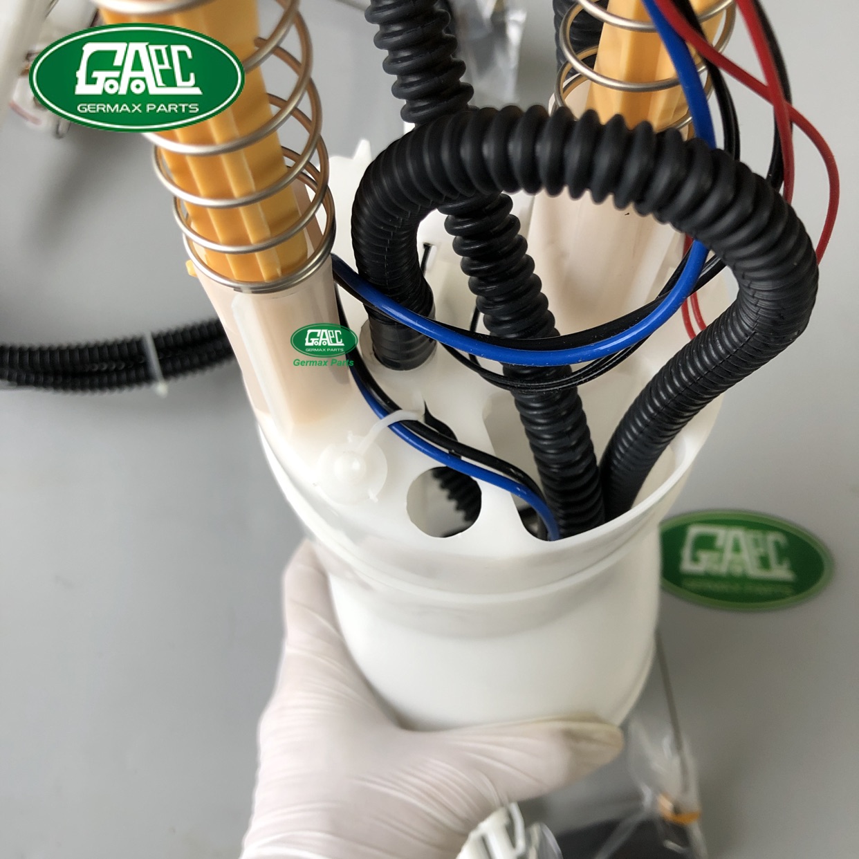 3.0 TD6 Fuel Pump Assembly WFX000160 702550280 - Land Rover & Jaguar ...