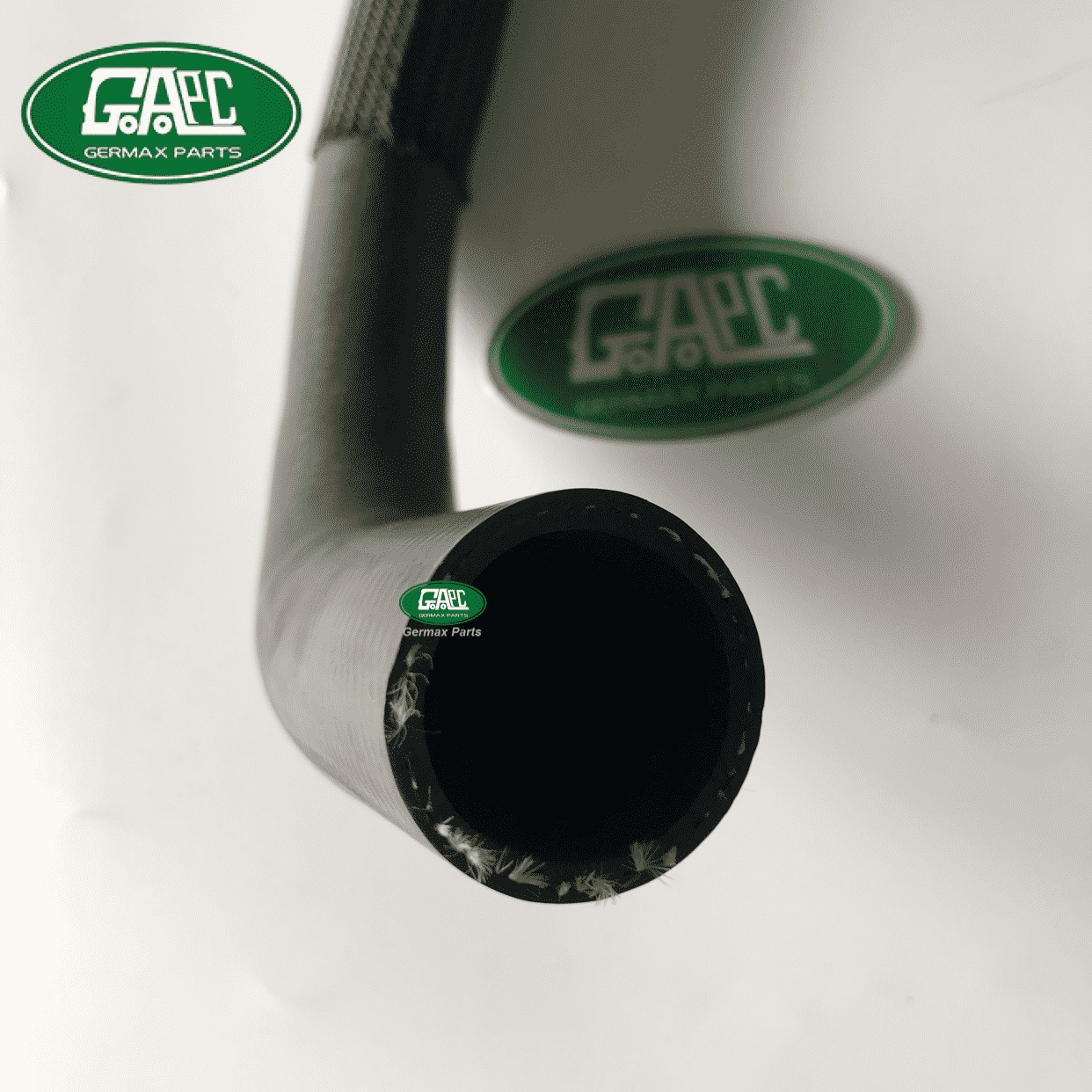 Radiator Hose LR040733 LR024238 - Land Rover & Jaguar Parts ...