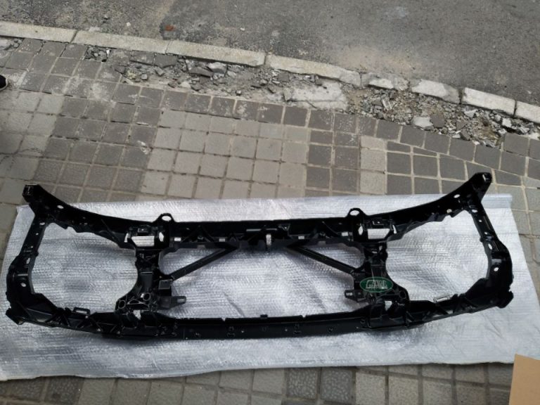 LR024332 Radiator Support Land Rover Range Rover Sport - Land Rover ...