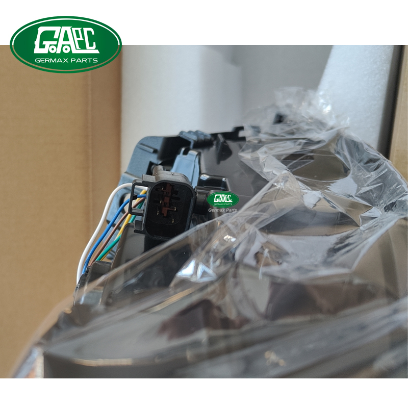 Outer Rear Lamp LR111108 LR111106 - Land Rover & Jaguar Parts ...