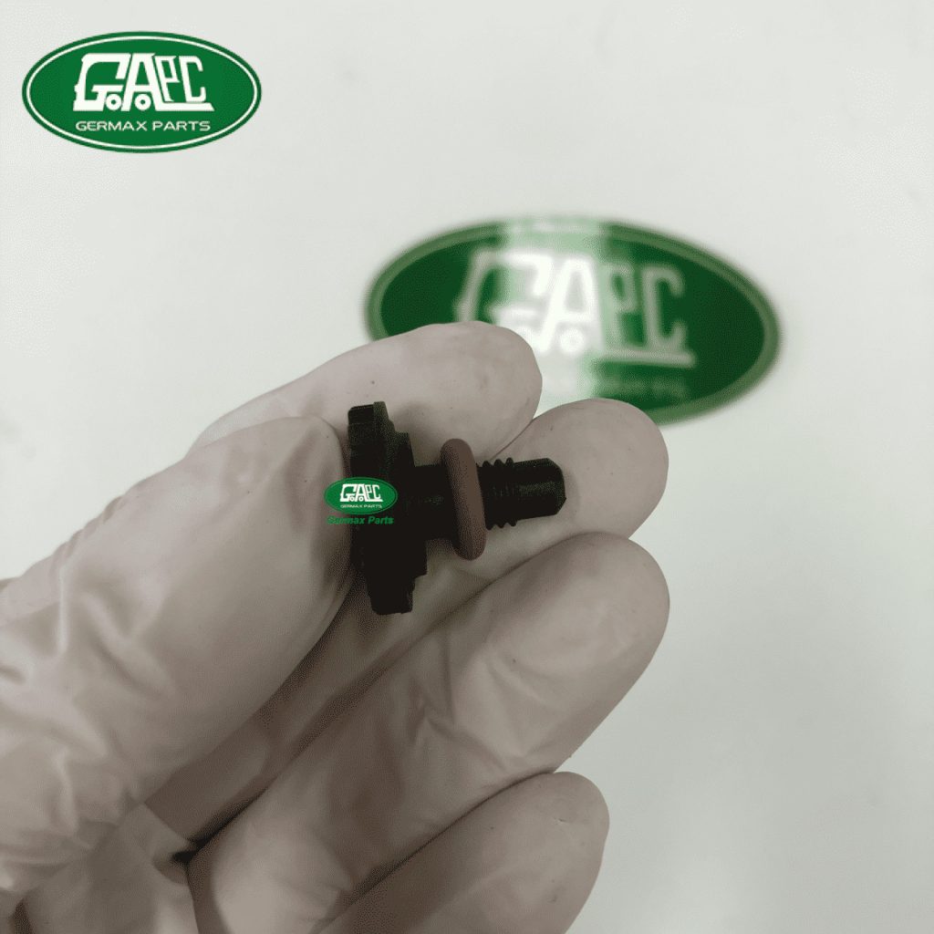 Water Hose Bolt 2.0L Petrol LR032347-1 LR094509-1 - Land Rover & Jaguar ...