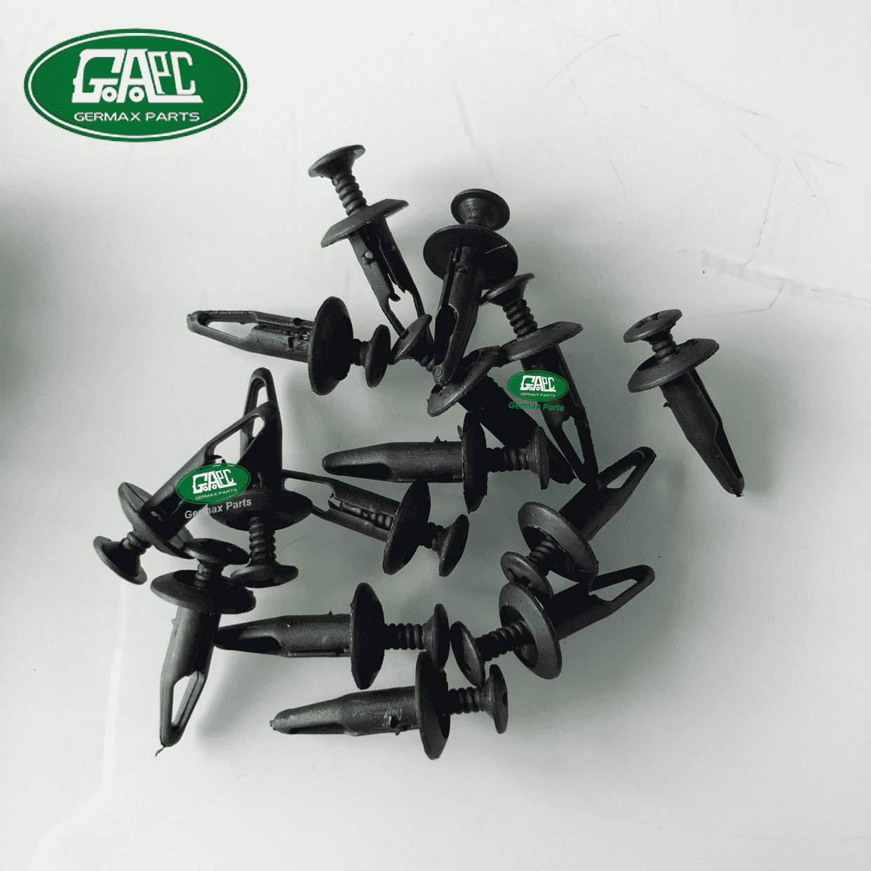 Car Retainer Clip RYQ500070 C2S9354 - Land Rover & Jaguar Parts ...