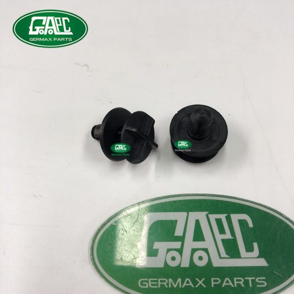 Battery Cover and Cowl Panel Clip LR024316 - Land Rover & Jaguar Parts ...