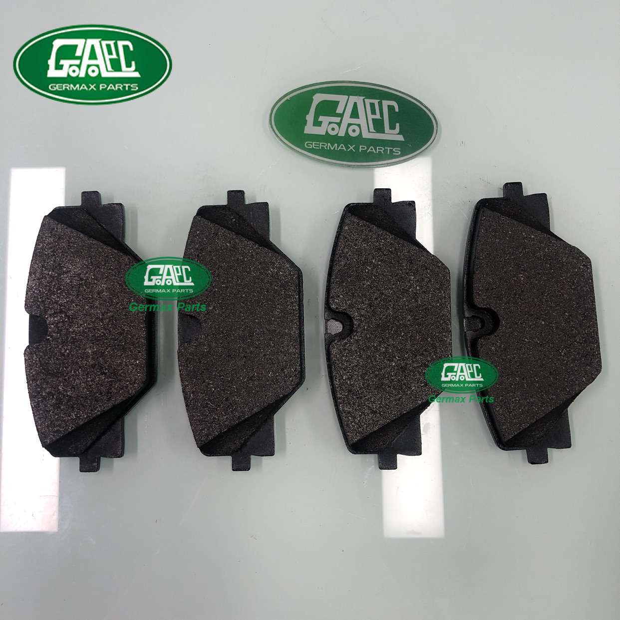 Rear Brake Pads LR156904 LR156906 M8E2-2D382-AC - Land Rover & Jaguar ...
