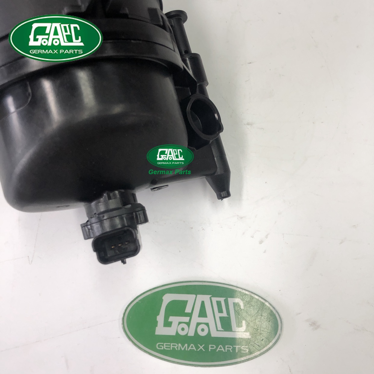 Land Rover 204DTD 204DTA Fuel Filter LR103234 - Land Rover & Jaguar ...