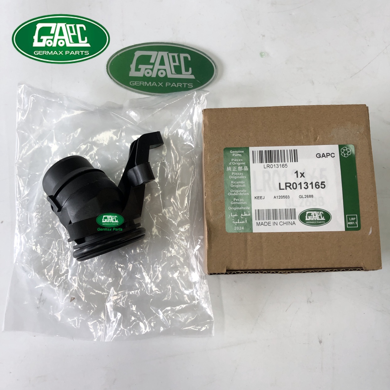 Radiator Connector Hose LR013165 JDE9014 - Land Rover & Jaguar Parts ...