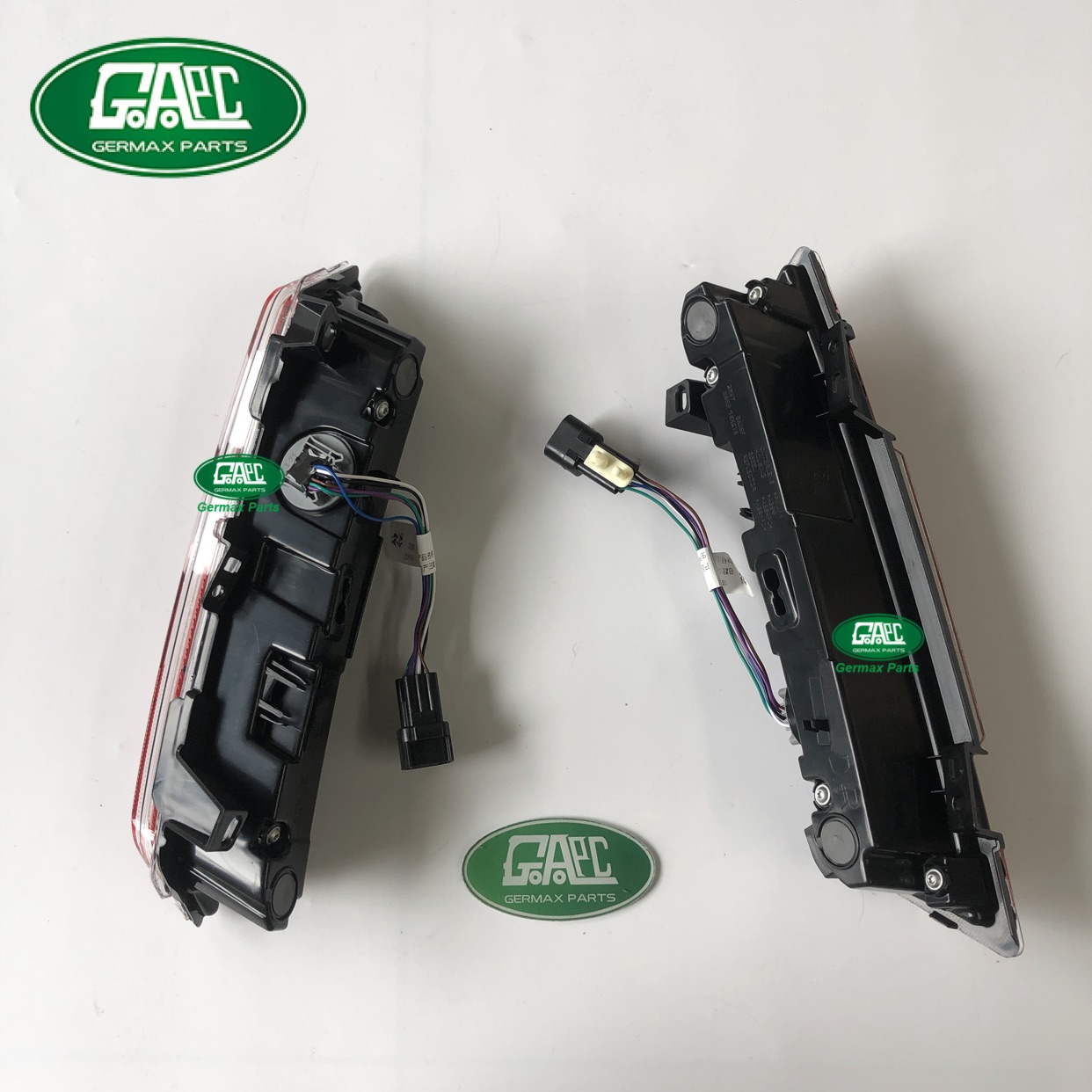 Rear Bumper Lamp LR152299 Left LR152295 Right - Land Rover & Jaguar ...