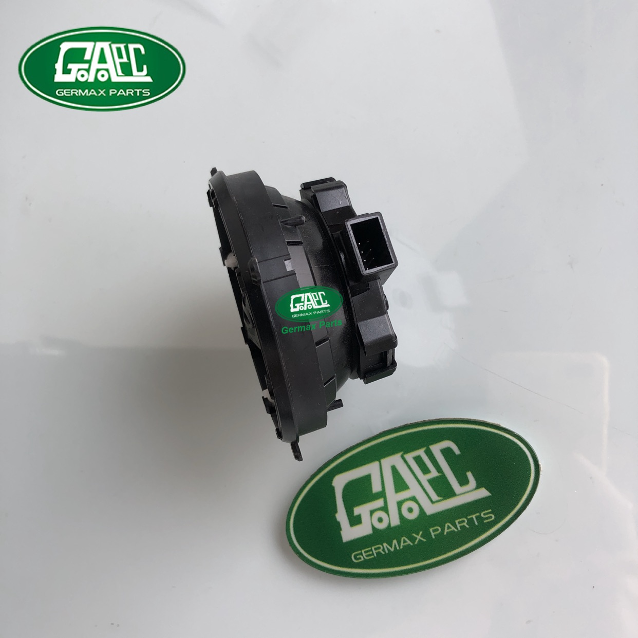 Side Mirror Motor Wing LR015051 - Land Rover & Jaguar Parts ...