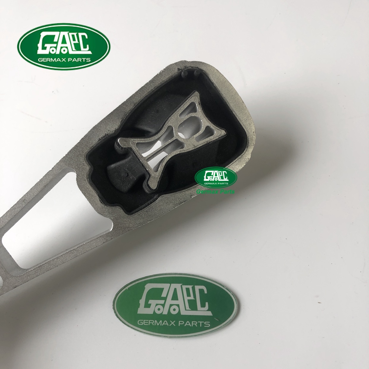 Engine Mounting LR114069 GL3501 - Land Rover & Jaguar Parts ...