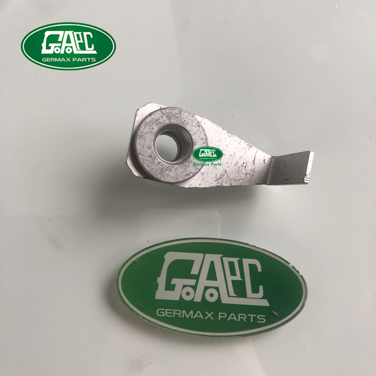 Control Arm Bolt RYH501060 - Land Rover & Jaguar Parts Manufacturer ...