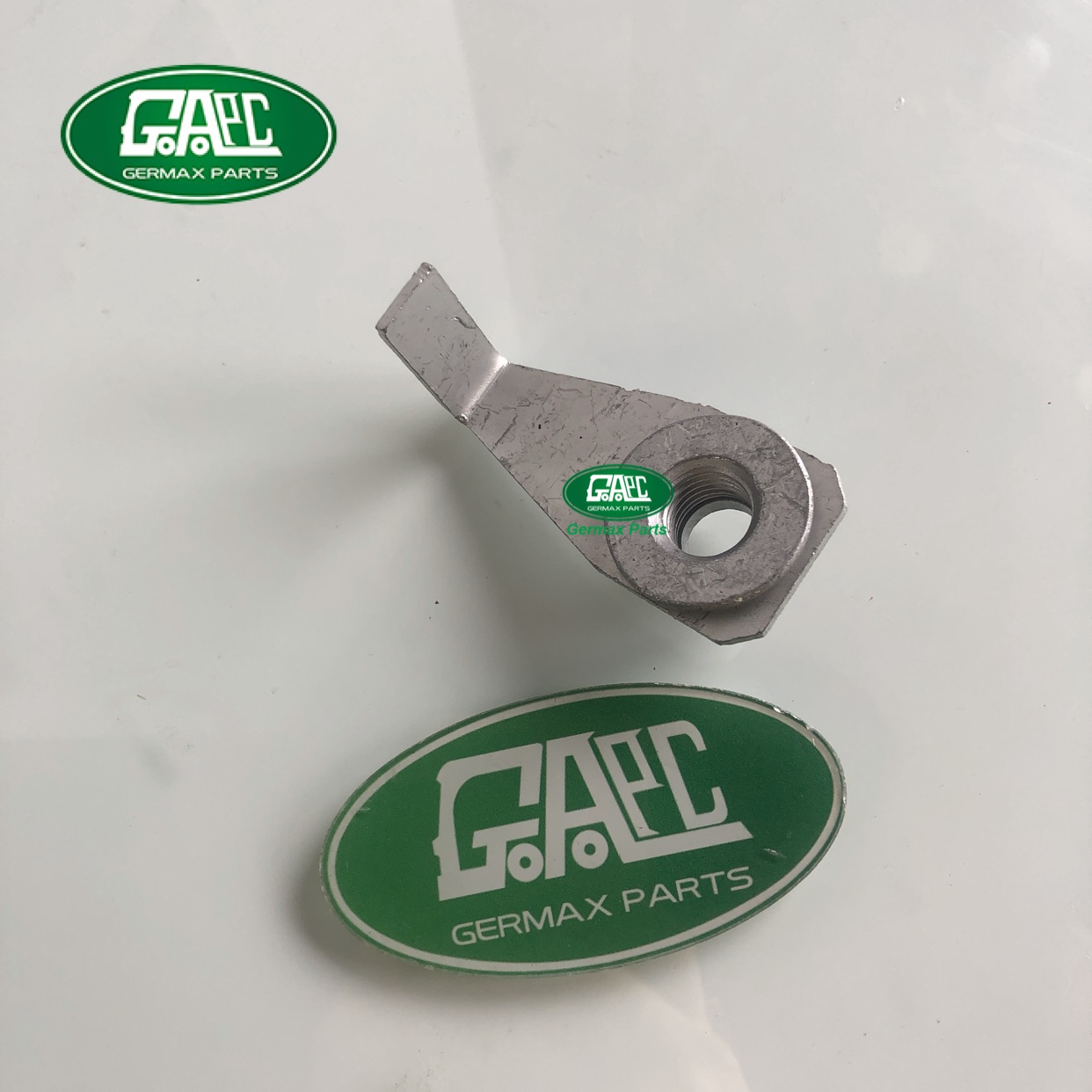 Control Arm Bolt RYH501060 - Land Rover & Jaguar Parts Manufacturer ...