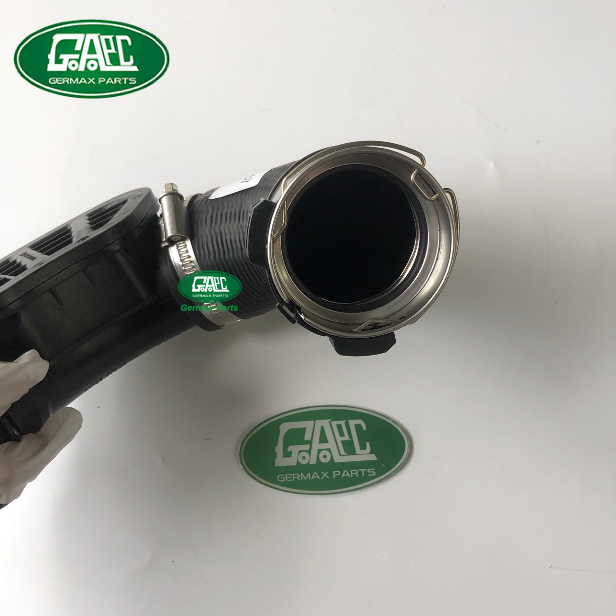 LR094067 J9C18510 HJ326C780 HJ32-6C780 Turbocharger Hose - Land Rover ...