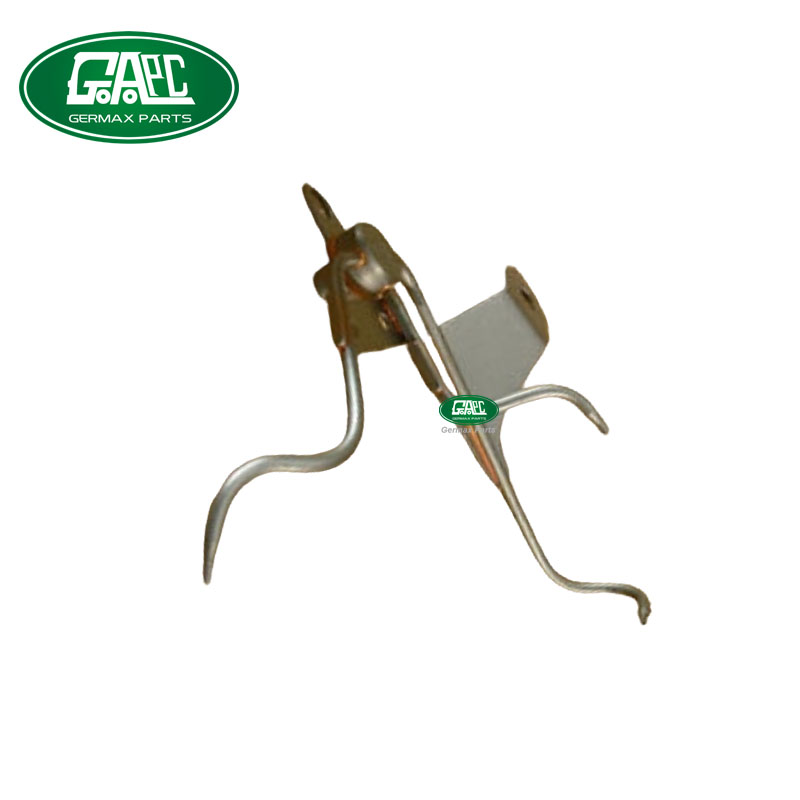 Camshaft Chain Lubricating Jet LR041774 C2Z25036 - Land Rover & Jaguar ...