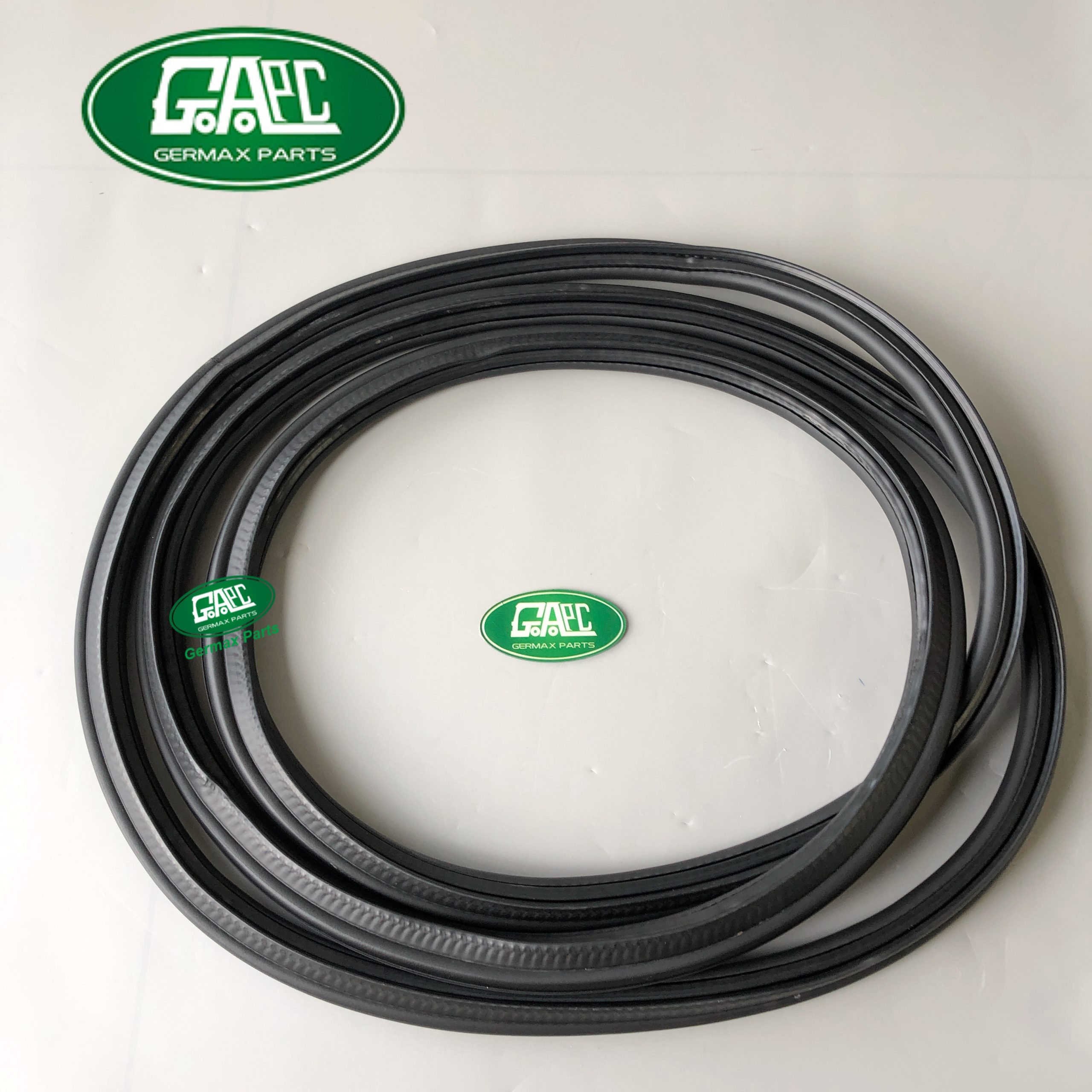 Tailgate Door Seal Strip LR048283 - Land Rover & Jaguar Parts ...