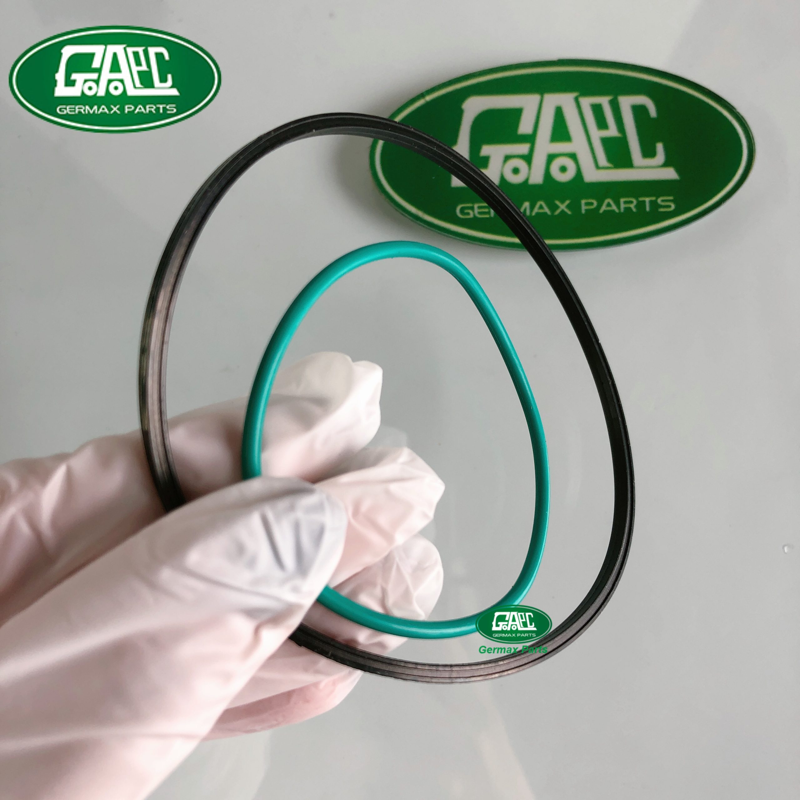 3.2L Petrol Vacuum Pump Seal LR002573-1 - Land Rover & Jaguar Parts ...